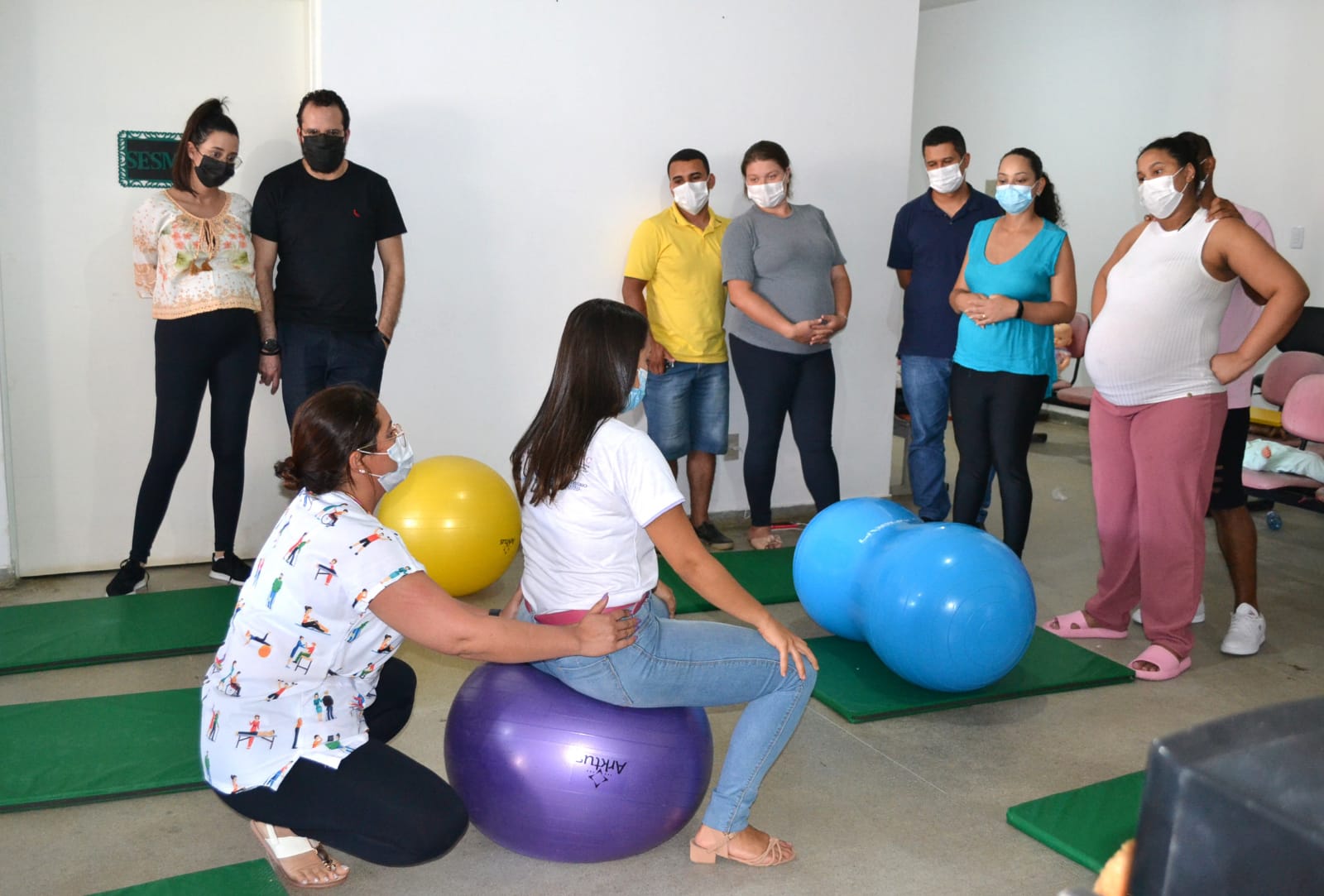 Aula prática para aliviar dor do parto - Prefeitura Municipal de ...