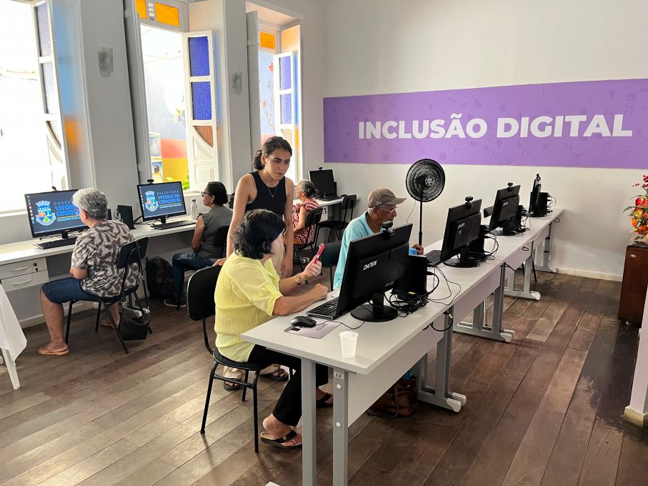 Inclusão digital CCI - Prefeitura Municipal de Vitória da Conquista - PMVC