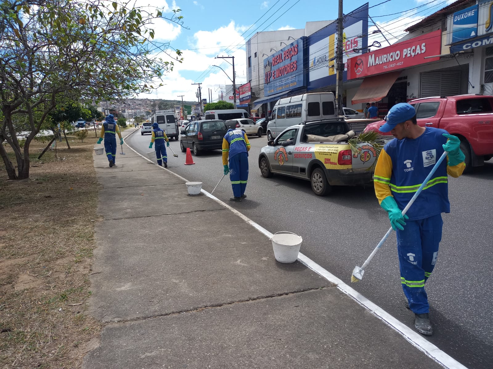 Sesep realiza mutirão de limpeza em vias onde ocorrerá o Desfile de 7 ...
